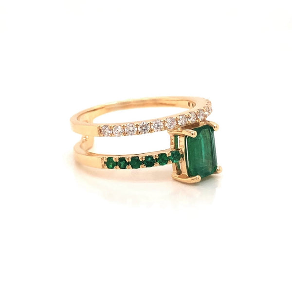 Diamond and Emerald Ring – Amor Fine Jewelry