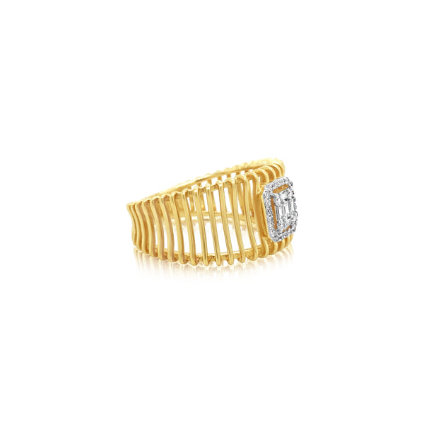Ribbed Diamond Center Ring – Amor Fine Jewelry